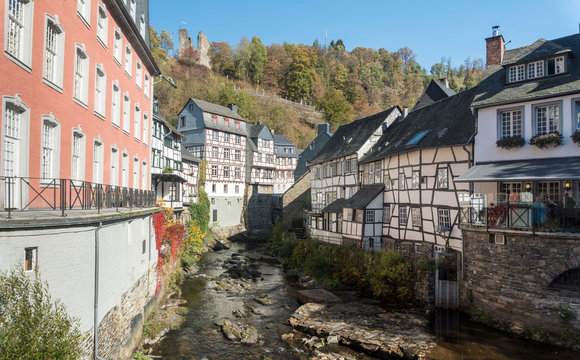 Roer Bilder – Durchsuchen 422 Archivfotos, Vektorgrafiken und Videos | Adobe Stock