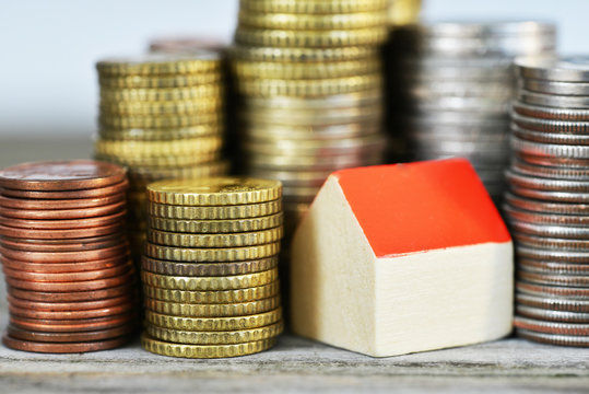 "Rising Cost" Bilder – Durchsuchen 175 Archivfotos, Vektorgrafiken und ...