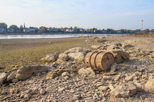 รูปภาพRheinpegel – เลือกดูภาพถ่ายสต็อก เวกเตอร์ และวิดีโอ157 | Adobe Stock