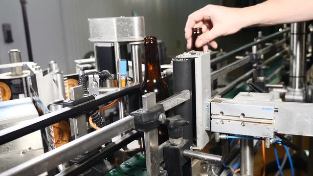 Labelling Images – Browse 362,559 Stock Photos, Vectors, and Video ...