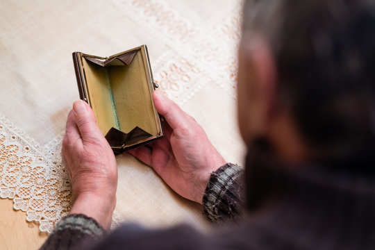 Leeres Portemonnaie Images – Browse 29 Stock Photos, Vectors, and Video ...