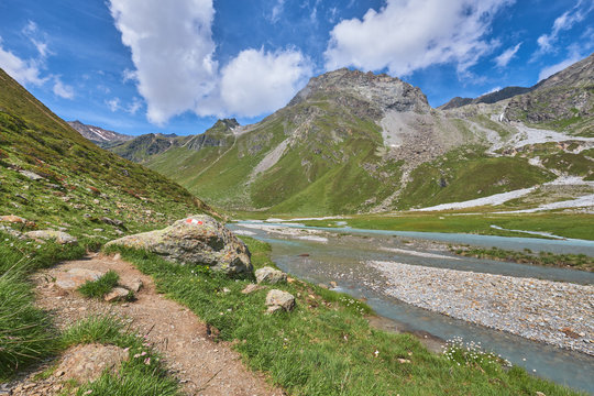 รูปภาพOetztal – เลือกดูภาพถ่ายสต็อก เวกเตอร์ และวิดีโอ8,021 | Adobe Stock