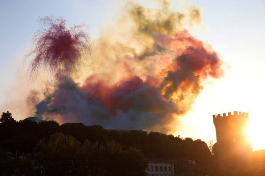 Raucherplatz Bilder – Durchsuchen 877 Archivfotos, Vektorgrafiken und ...