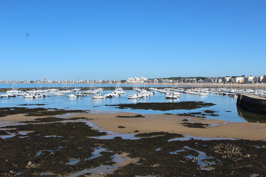 รูปภาพBalneaire – เลือกดูภาพถ่ายสต็อก เวกเตอร์ และวิดีโอ844 | Adobe Stock