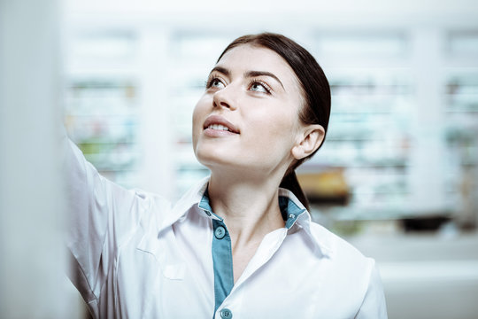 Pharmaceutist 이미지 – 찾아보기 2,759 스톡 사진, 벡터 및 비디오 | Adobe Stock