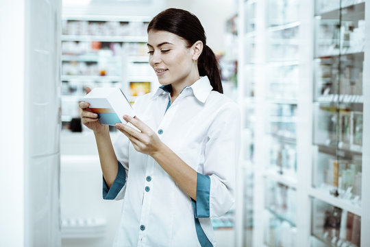 Pharmaceutist 이미지 – 찾아보기 2,759 스톡 사진, 벡터 및 비디오 | Adobe Stock