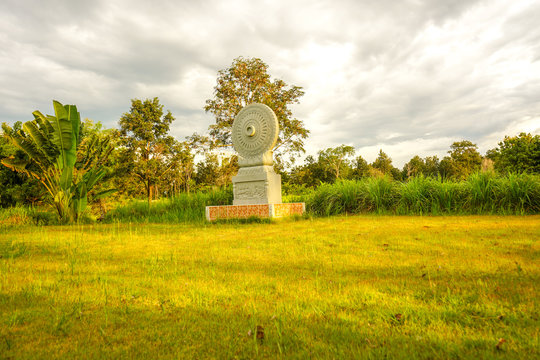 รูปภาพDhammacakka – เลือกดูภาพถ่ายสต็อก เวกเตอร์ และวิดีโอ3,248 | Adobe ...