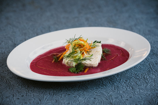 46 件の最適な Jesiotr 画像、ストック写真、ベクター | Adobe Stock