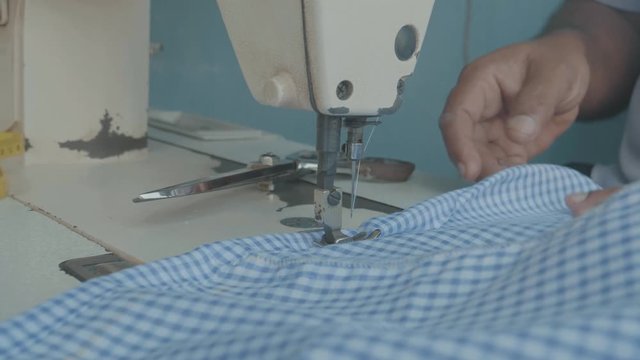 รูปภาพHemline – เลือกดูภาพถ่ายสต็อก เวกเตอร์ และวิดีโอ1,651 | Adobe Stock