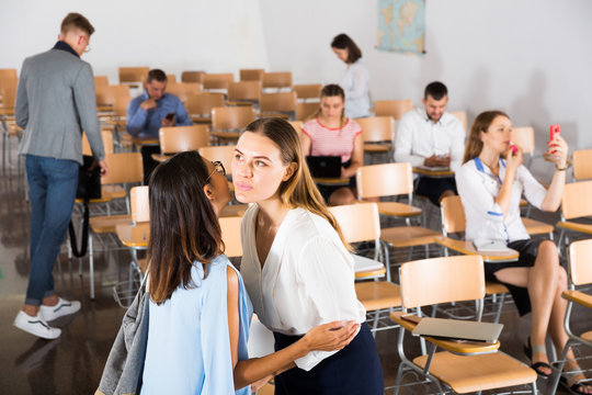 Dissimulation Bilder – Durchsuchen 629 Archivfotos, Vektorgrafiken und Videos | Adobe Stock