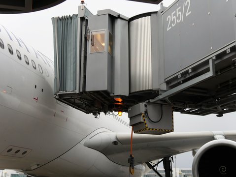 "Jet Bridge"-Bilder: Stock-Fotos & -Videos. | Adobe Stock