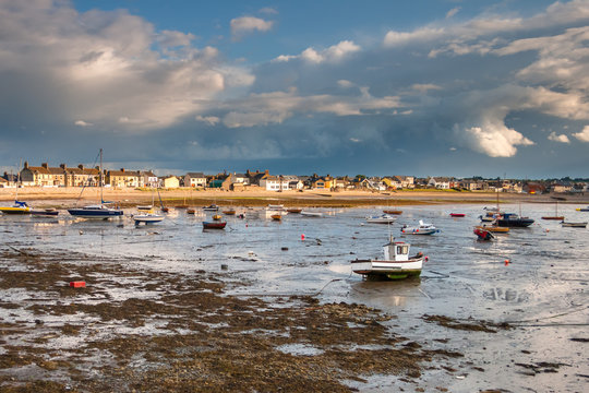 Skerries Imagens – Procure 43,349 fotos, vetores e vídeos | Adobe Stock