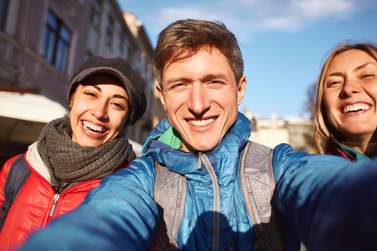 36 BEST Lauhg IMAGES, STOCK PHOTOS & VECTORS | Adobe Stock