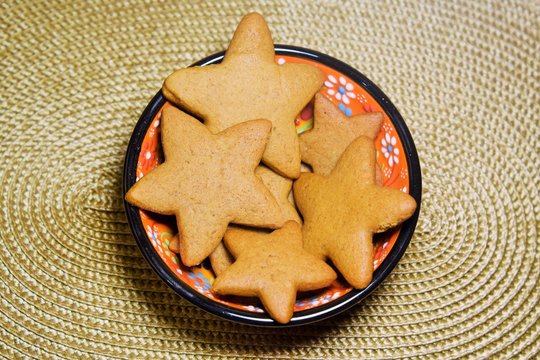 Piyala 影像 – 瀏覽 377 個素材庫相片、向量圖和影片 | Adobe Stock