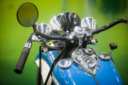 "Motorcycle Handlebars" Images – Browse 102 Stock Photos, Vectors, and ...