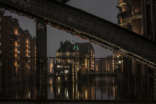 Fleetschlösschen Images – Browse 100 Stock Photos, Vectors, and Video ...