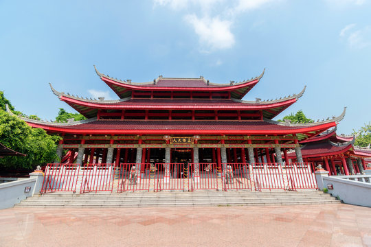 "Sam Po Kong" Bilder – Durchsuchen 300 Archivfotos, Vektorgrafiken und ...