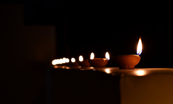 Chirag 이미지 – 찾아보기 191 스톡 사진, 벡터 및 비디오 | Adobe Stock