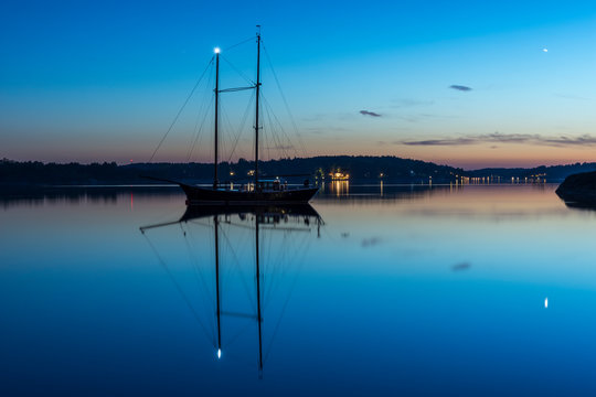 「Segelfartyg」の写真素材 | 15件の無料イラスト画像 | Adobe Stock