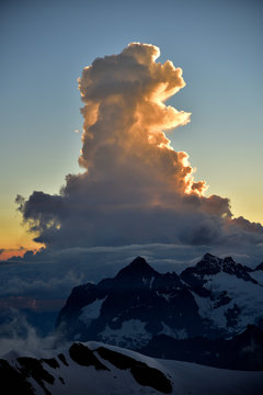 รูปภาพCumulon – เลือกดูภาพถ่ายสต็อก เวกเตอร์ และวิดีโอ100 | Adobe Stock