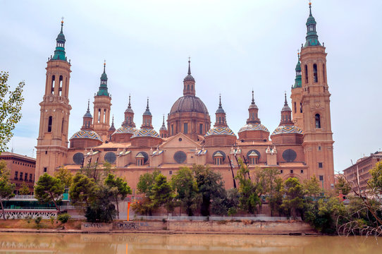 รูปภาพPilar – เลือกดูภาพถ่ายสต็อก เวกเตอร์ และวิดีโอ10,996 | Adobe Stock