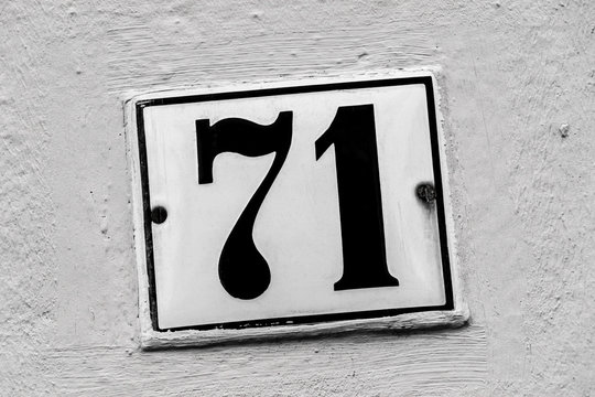 "Hausnummer 71" Images – Browse 6 Stock Photos, Vectors, and Video ...