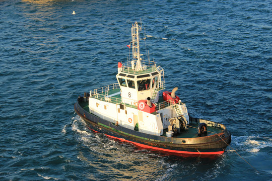 รูปภาพRemorquer – เลือกดูภาพถ่ายสต็อก เวกเตอร์ และวิดีโอ211 | Adobe Stock