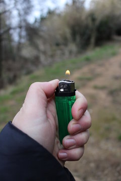 รูปภาพPyromanie – เลือกดูภาพถ่ายสต็อก เวกเตอร์ และวิดีโอ121 | Adobe Stock