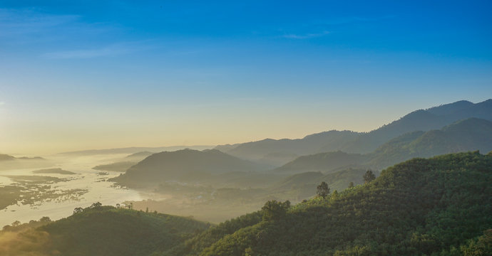 รูปภาพProvience – เลือกดูภาพถ่ายสต็อก เวกเตอร์ และวิดีโอ252 | Adobe Stock
