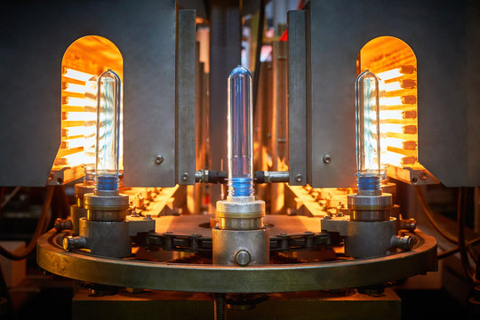 Preform Billeder – Gennemse 5,484 stockfotos, vektorer og videoer ...