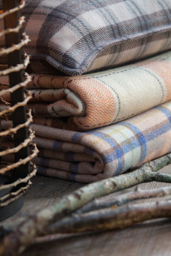 Haleter bilder – Bläddra bland 141 stockfoton, vektorer och videor ...