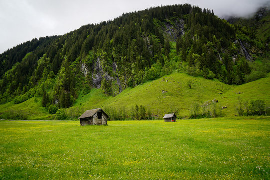 "Alp Bilder – Durchsuchen 294,797 Archivfotos, Vektorgrafiken und ...