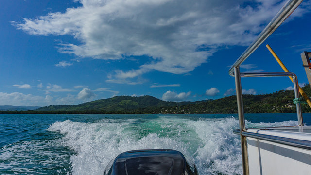 Speedboot Images – Browse 225 Stock Photos, Vectors, and Video | Adobe ...