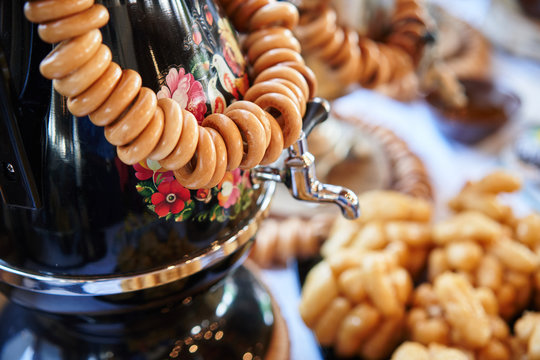 Figgery Images – Browse 292 Stock Photos, Vectors, and Video | Adobe Stock