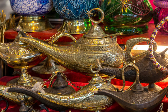 Imágenes de Aladino: descubre bancos de fotos, ilustraciones, vectores ...