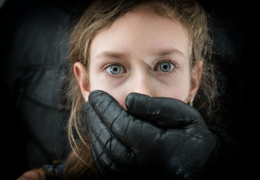 Kidnapping bilder – Bläddra bland 57,990 stockfoton, vektorer och ...