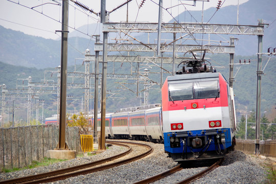 Korail Bilder – Durchsuchen 167 Archivfotos, Vektorgrafiken und Videos | Adobe Stock