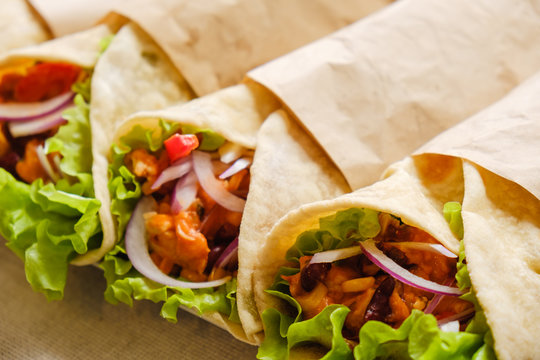 「Takos」の写真素材 | 132件の無料イラスト画像 | Adobe Stock