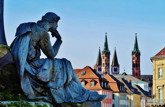 Minnesänger Bilder – Durchsuchen 4,440 Archivfotos, Vektorgrafiken und ...