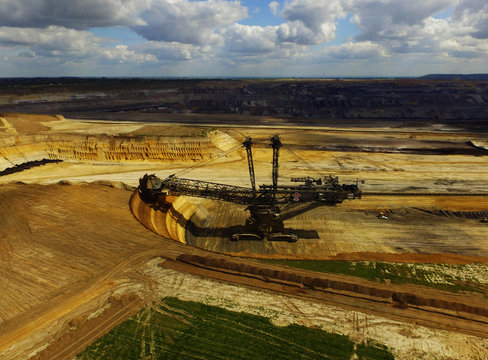 รูปภาพLignite – เลือกดูภาพถ่ายสต็อก เวกเตอร์ และวิดีโอ17,349 | Adobe Stock