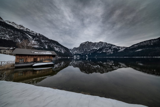 Kitschig bilder – Bläddra bland 2,771 stockfoton, vektorer och videor ...