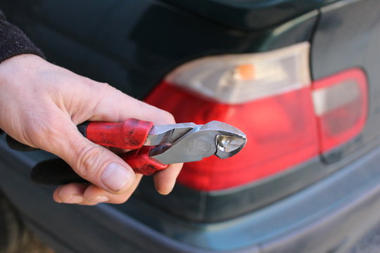 Schaffnerzange Bilder – Durchsuchen 358 Archivfotos, Vektorgrafiken und ...