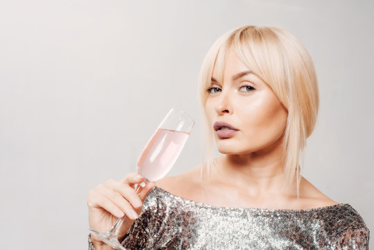 Shampain bilder – Bläddra bland 135 stockfoton, vektorer och videor ...