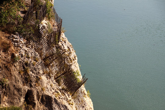 5,477 件の最適な Abhang 画像、ストック写真、ベクター | Adobe Stock