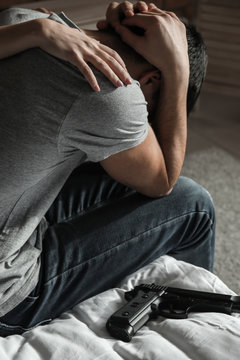 รูปภาพSelf-Killing – เลือกดูภาพถ่ายสต็อก เวกเตอร์ และวิดีโอ402 | Adobe ...