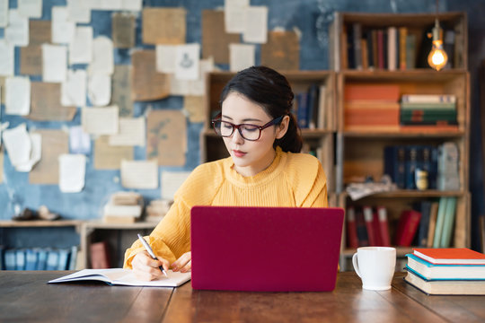 Redactor Images – Browse 61 Stock Photos, Vectors, and Video | Adobe Stock