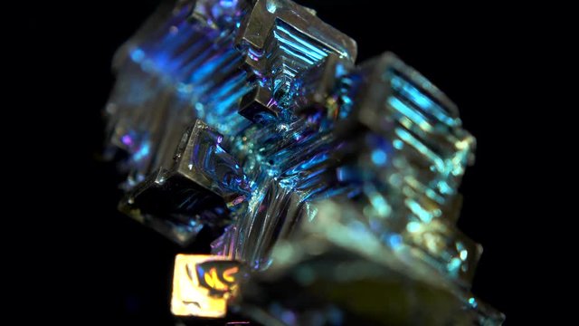 Obrázky Bismuth – procházejte fotografie, vektory a videa 38,163 ...