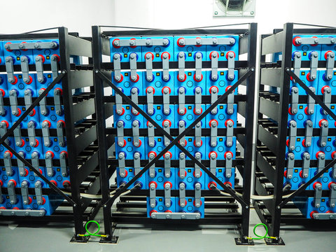 Batteriespeicher Bilder – Durchsuchen 41,353 Archivfotos ...