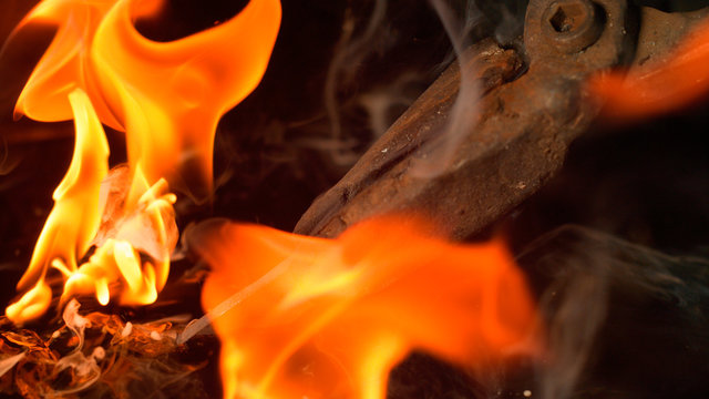 รูปภาพQuenching – เลือกดูภาพถ่ายสต็อก เวกเตอร์ และวิดีโอ27,821 | Adobe ...