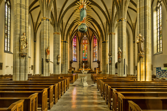 รูปภาพVersammeln – เลือกดูภาพถ่ายสต็อก เวกเตอร์ และวิดีโอ374 | Adobe Stock